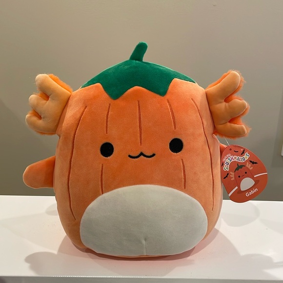 Squishmallows | Other | Nwt Gabin The Pumpkin Axolotl Halloween ...